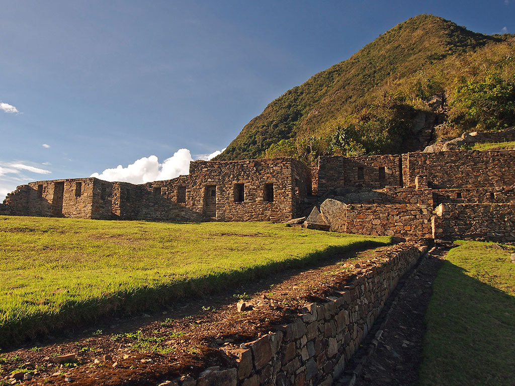 Tours en Cusco Machu Picchu by Tari Tours Peru