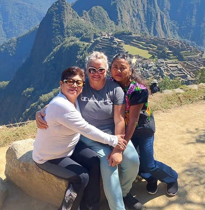 Tours en Cusco Machu Picchu by Tari Tours Peru